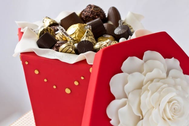 Chocolate Box Cake ~ Tutorial