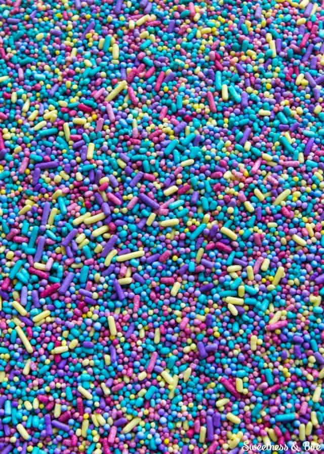 Sprinkle Cake Tutorial - Sweetness and Bite