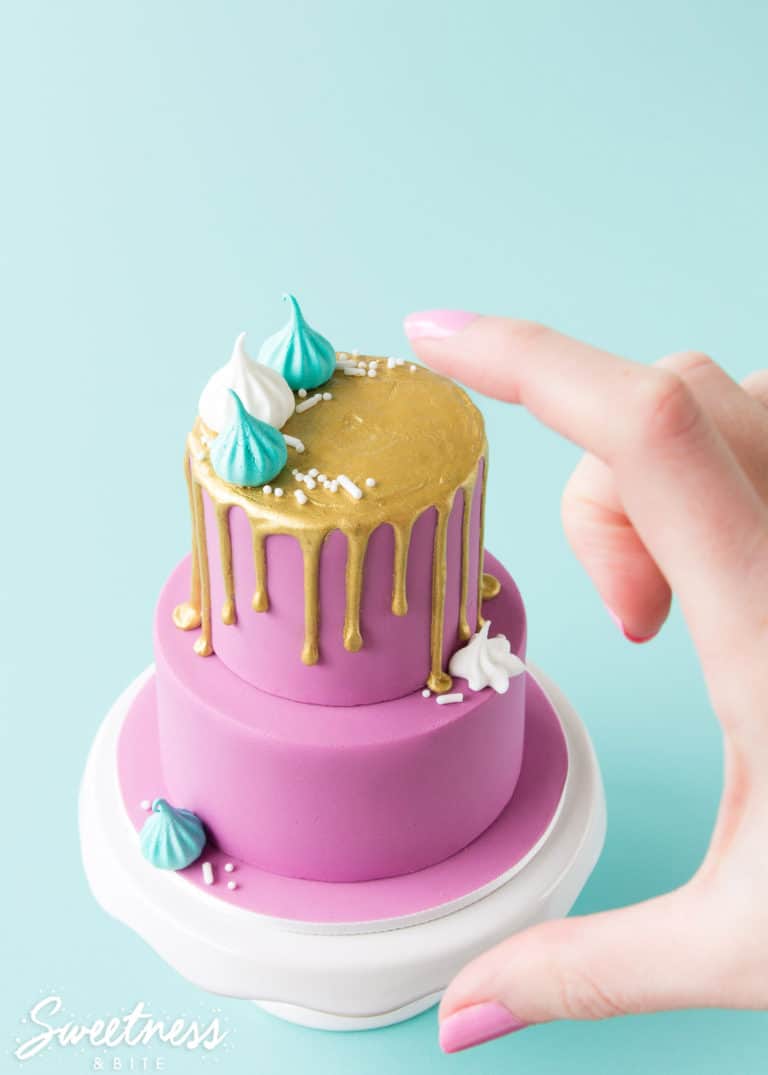 How to Make a Mini Drip Cake - Sweetness and Bite