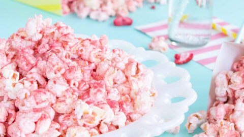 Easy Colored Popcorn