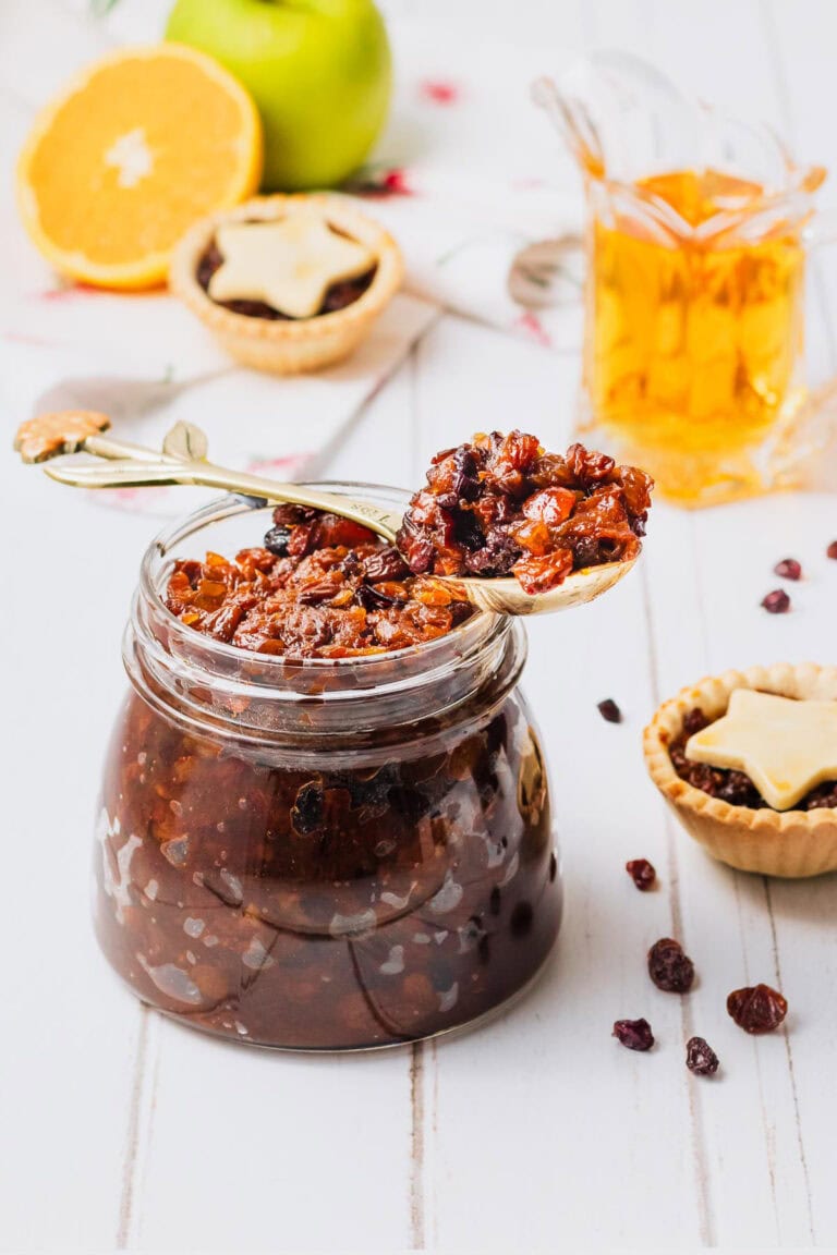 Quick Fruit Mince Recipe - Sweetness and Bite