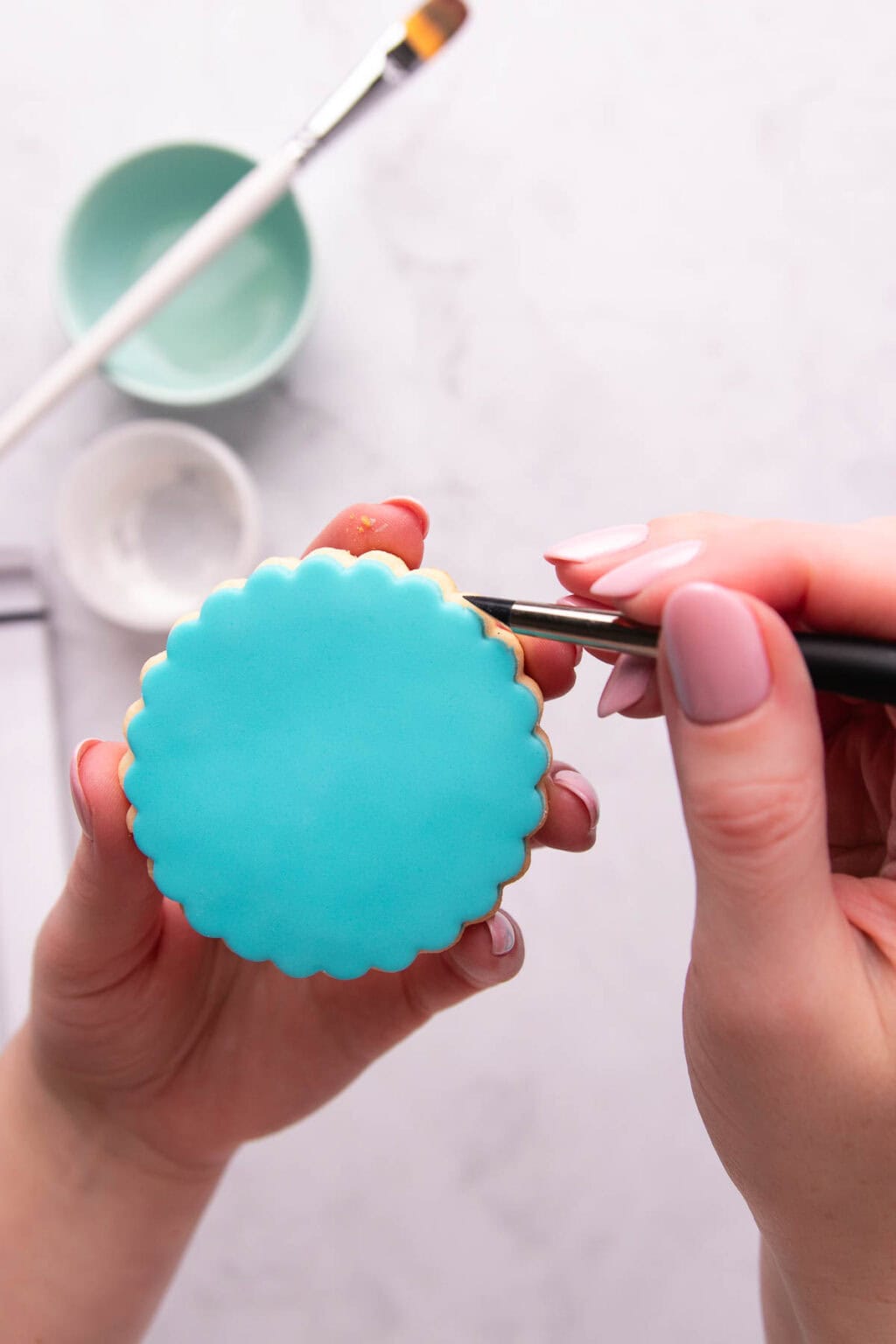 How to Decorate Sugar Cookies with Fondant - Easy Tutorial! - Sweetness ...